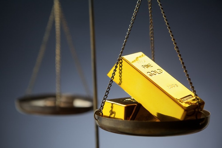 How Much Do Gold Bars Weigh? | JM Bullion
